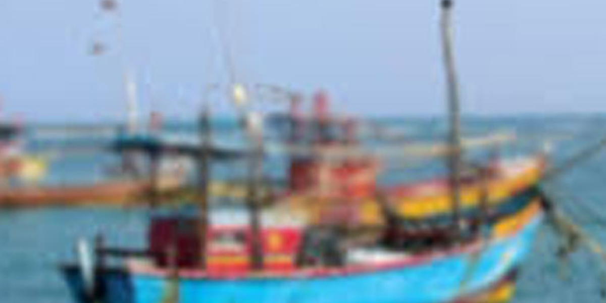 අශේන් පුතා ධීවර යාත්‍රාවේ සිටි ලාංකීක ධීවරයින් පස් දෙනා දිවයිනට ...